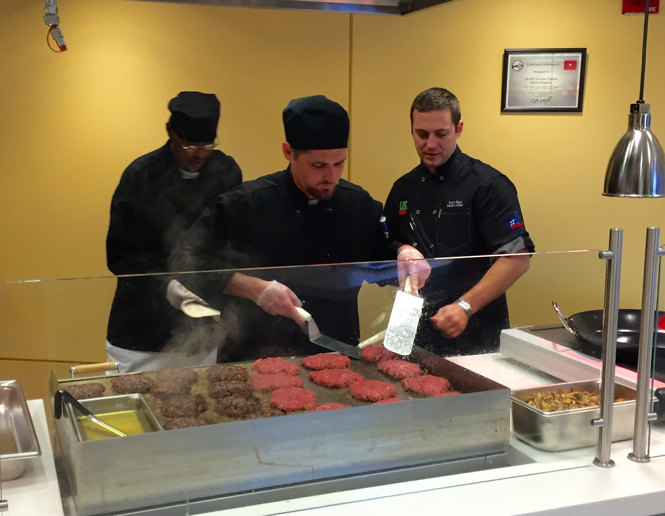 Prison Inmates Prepare for Future by Cooking for Soldiers and Others ...
