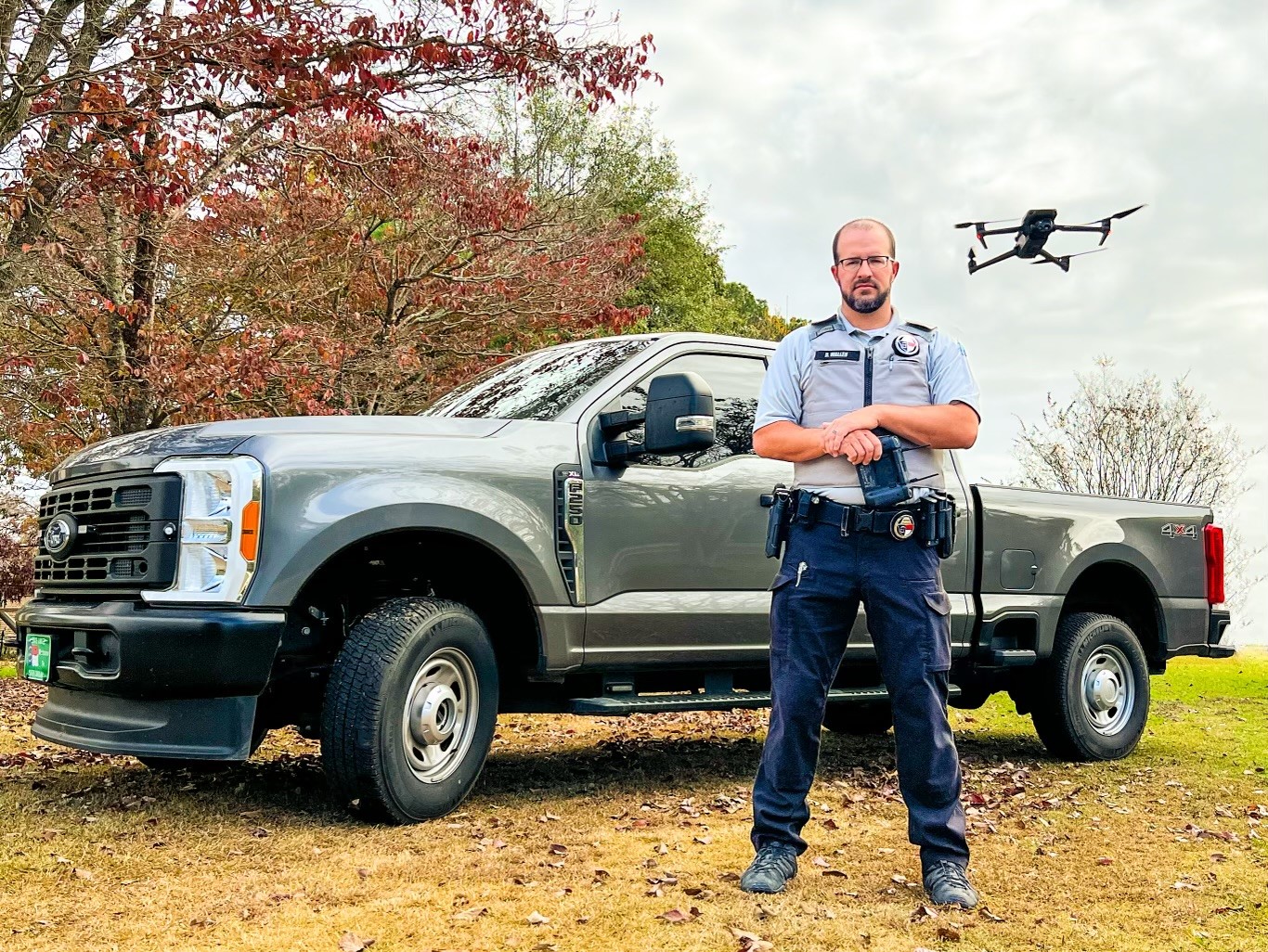 Marine Patrol Drone Helps Lawmen on the Ground Find Suspect Hiding in ...