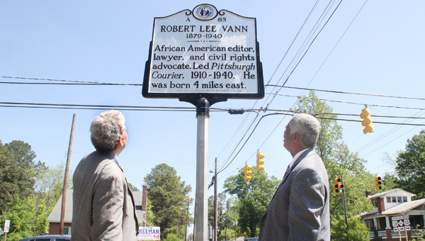 Robert Lee Vann of Ahoskie, Prominent Newspaperman | NC DNCR